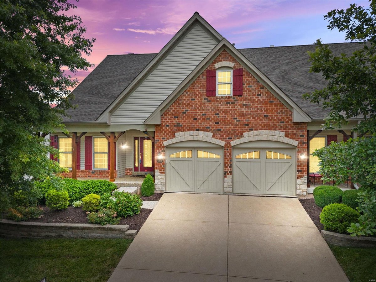 1214 SILVER FERN DRIVE, LAKE ST LOUIS, MO 63367 | Carolyn Carpenter-Hawkins