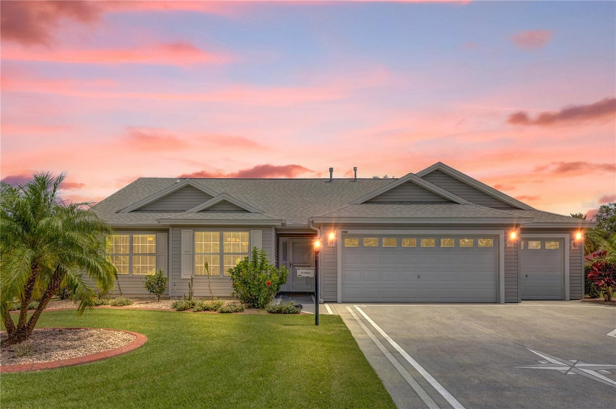 900 KLINE STREET, THE VILLAGES, FL 32162 | Traci Beck