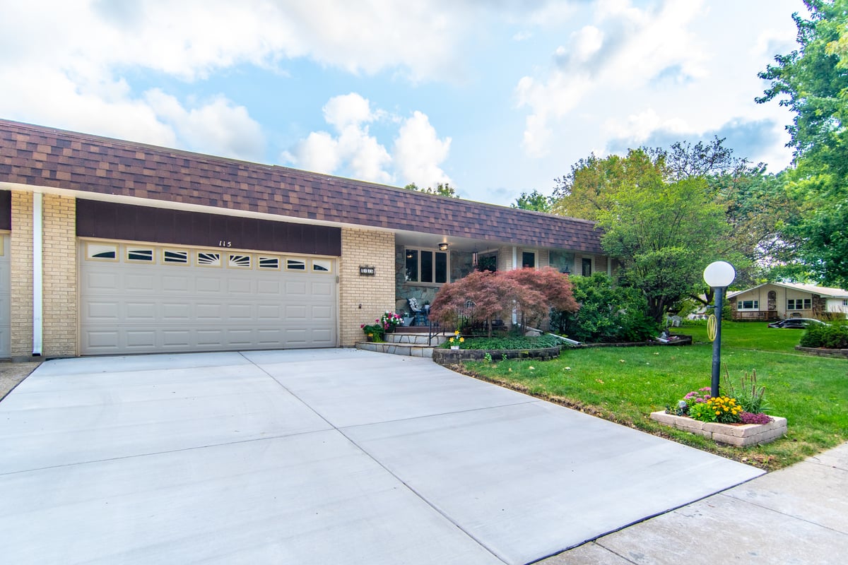 115 GREEN ACRES DRIVE #115, MORRIS, IL 60450 – Deal with Dana | Realtor