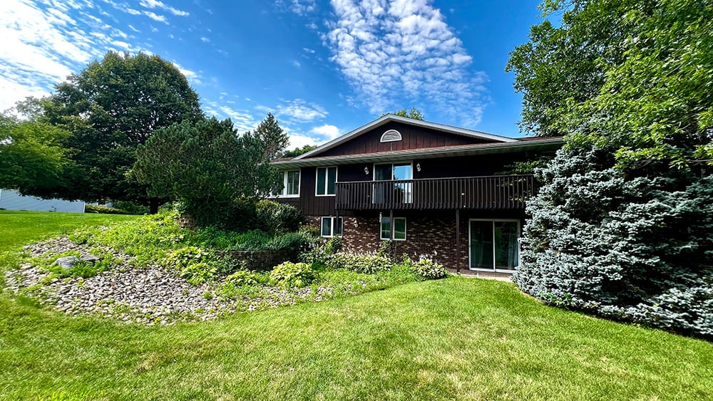 16179 GREENLAND DRIVE, MORRISON, IL 61270 | Kophamer & Blean Realty