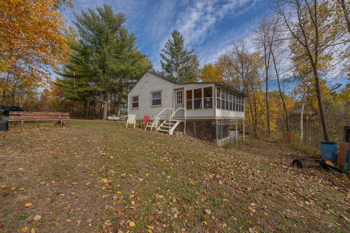 2215 DEEP PORTAGE DRIVE NW, BACKUS, MN 56435 – Bill Hansen Realty