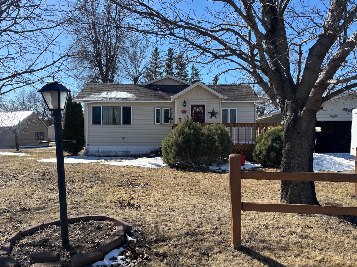 776 PACIFIC AVENUE, HANCOCK, MN 56244 – Prairie Real Estate