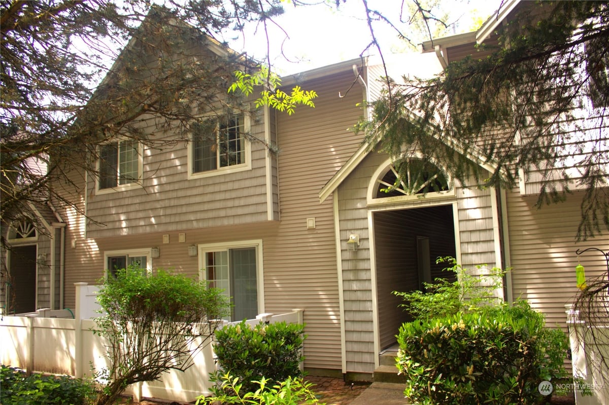 601 12TH AVENUE NW #F2, ISSAQUAH, WA 98027 | Solution Partners NW