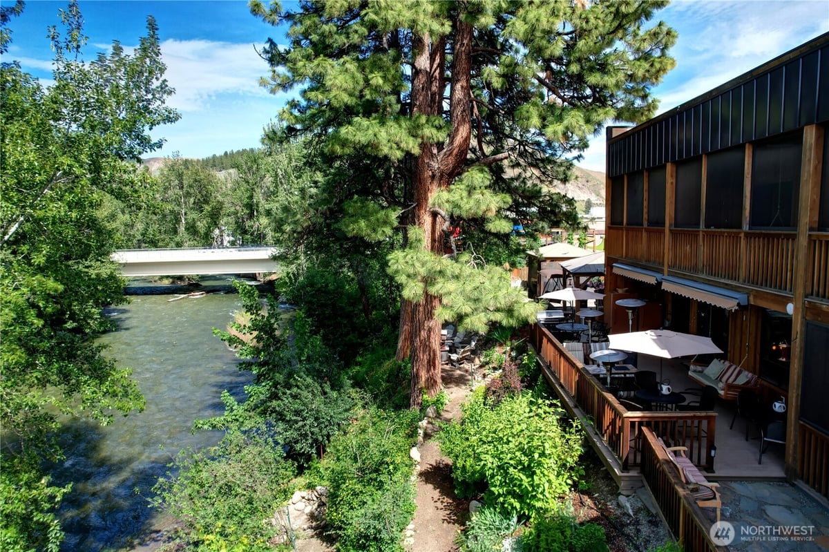 140 TWISP AVENUE W #204, TWISP, WA 98856