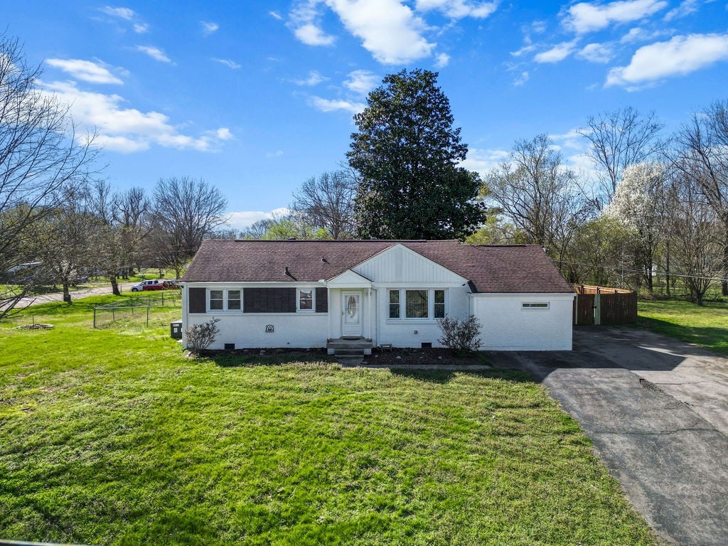 817 MARLIN PASS, MADISON, TN 37115