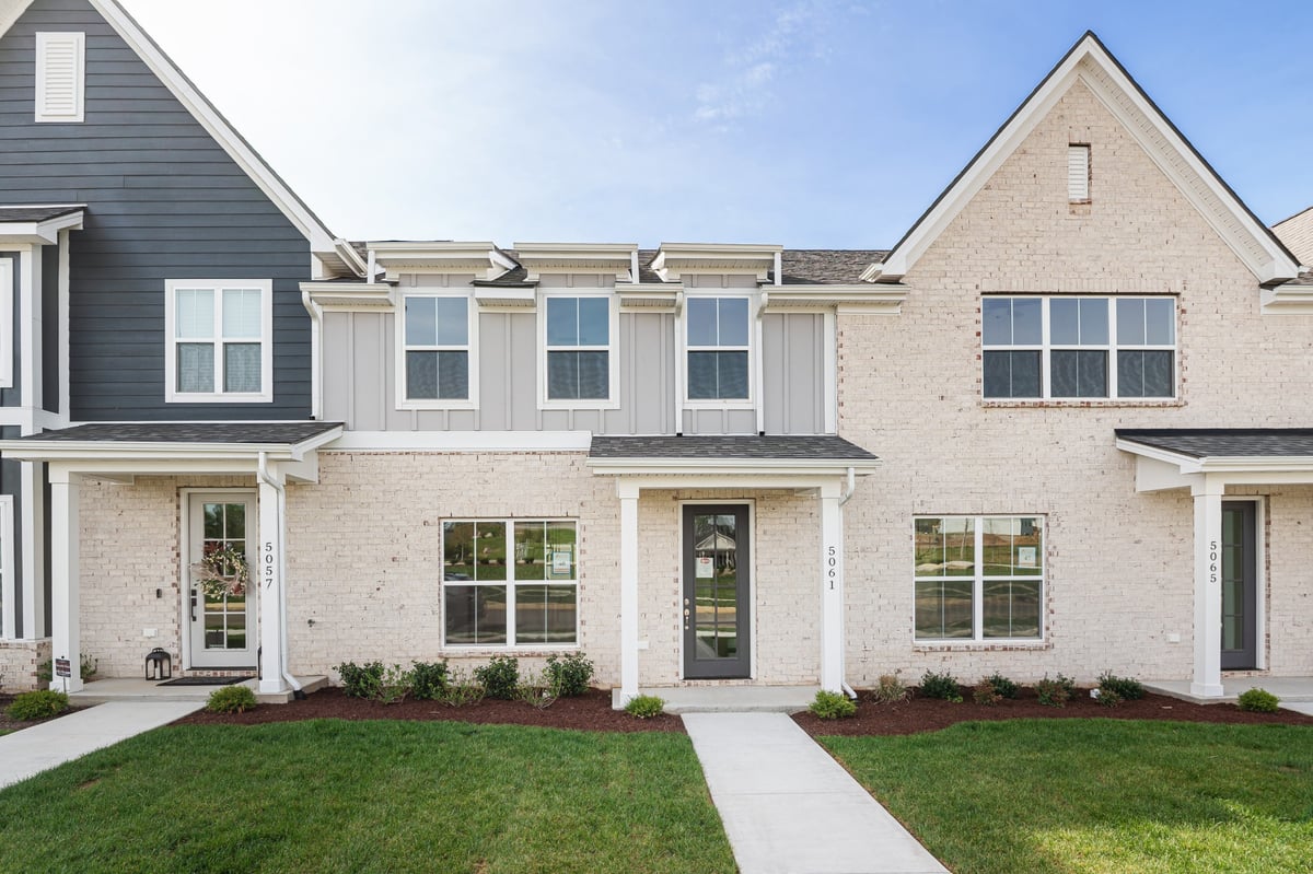 5061 GREENTREE DR, SMYRNA, TN 37167 – Willow Branch Homes